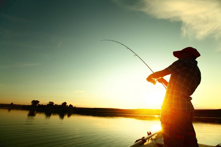 Ultimate Guide To Fishing: How To Catch Fish - Basics For Beginners